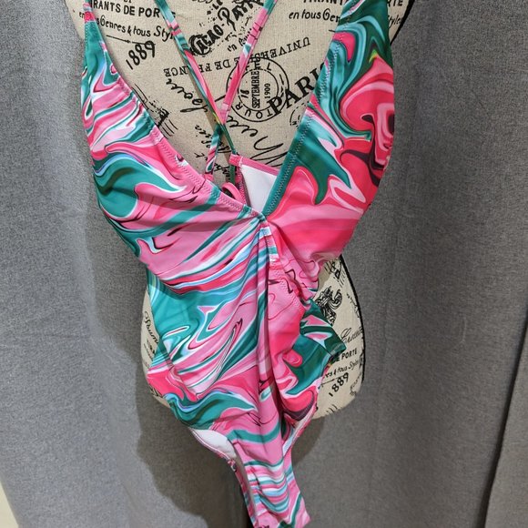 Ree Bees | Swim | Ree Bees One Piece Bathing Suit Large New With Tags ...